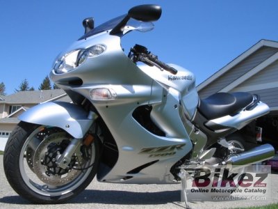 Kawasaki ZZR 1200 gallery